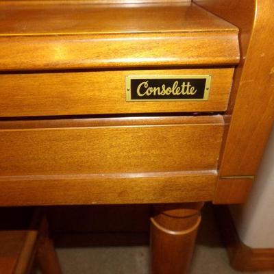 LOT 36 KIMBALL PIANO WITH BENCH | EstateSales.org