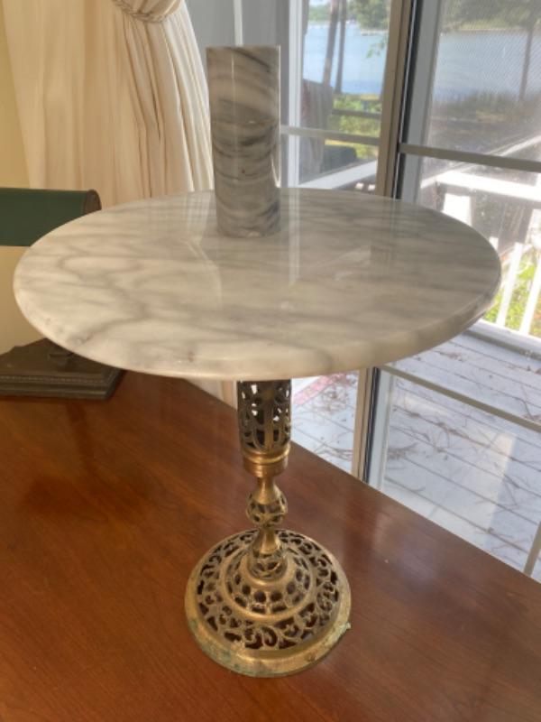Lot # 629 Marble top stand | EstateSales.org