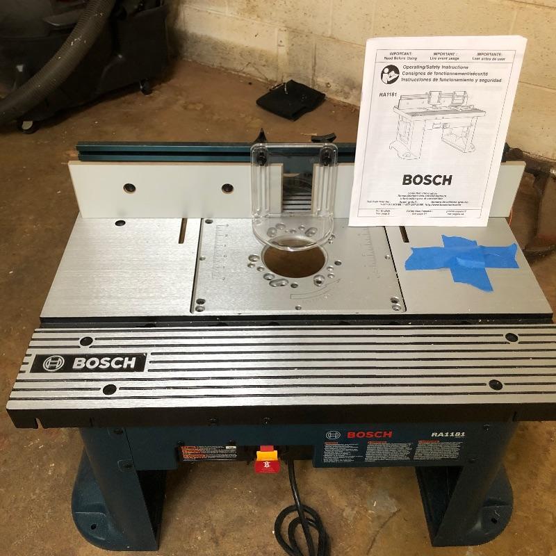 Lot 190 - Bosch Router Table | EstateSales.org
