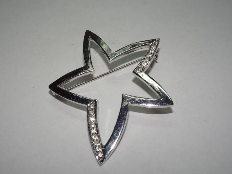 Silver Rhinestone Super Star Pin Brooch | EstateSales.org