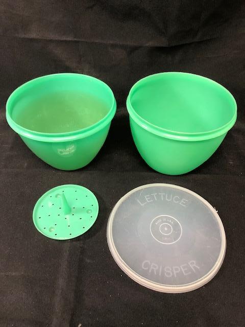 Vintage Green Tupperware Lettuce Crisper | EstateSales.org
