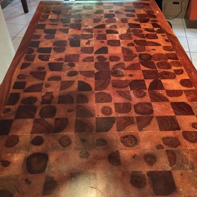Lot 113 - Pacific Kitchen Island | EstateSales.org
