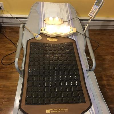 Lot 182 - Migun HY - 7000UM Massage Bed | EstateSales.org