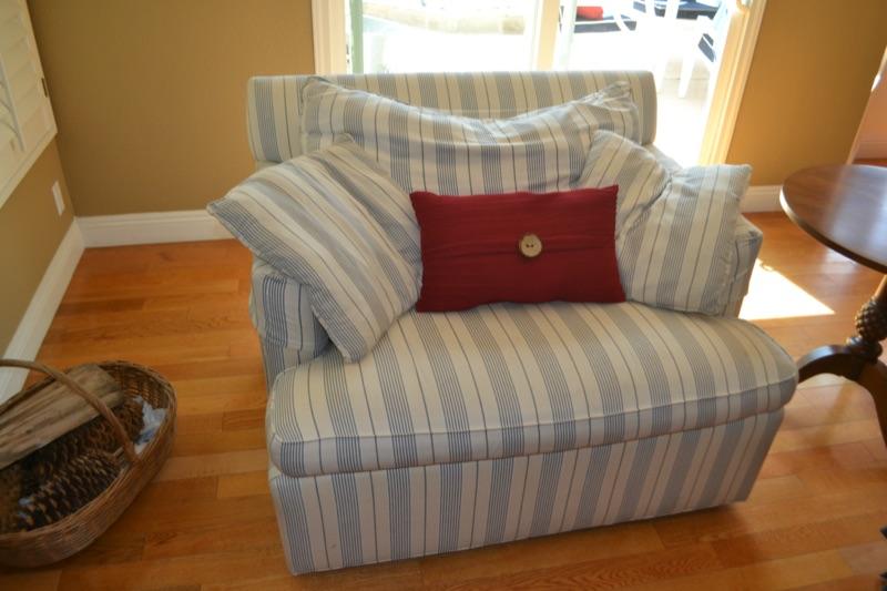 Lot 9. Ethan Allen Oversized Chair EstateSales