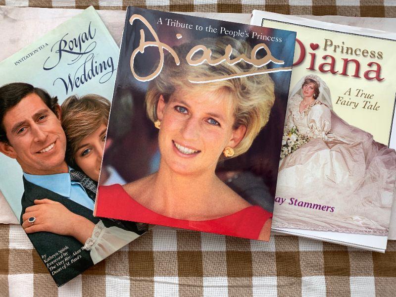 #68 HARD COVER BOOKS ROYAL WEDDING & PRINCESS DIANA | EstateSales.org