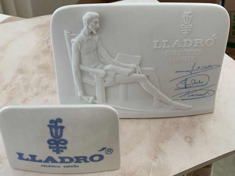 #234 LLADRO LOGO PLAQUES | EstateSales.org