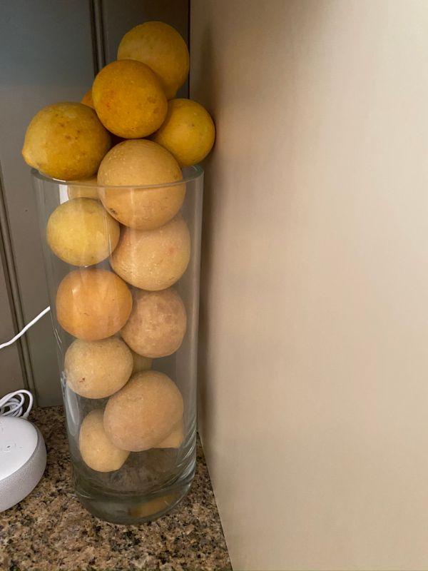 Lemon Tower | EstateSales.org