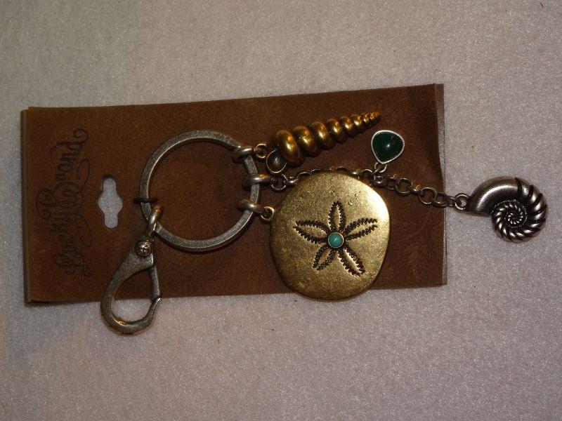 Nautical Seashell Gold & Brass Tone Key Ring, New w/tags | EstateSales.org