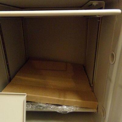 LOT 300 SENTRY 2260 FIREPROOF EXECUTIVE MODEL | EstateSales.org