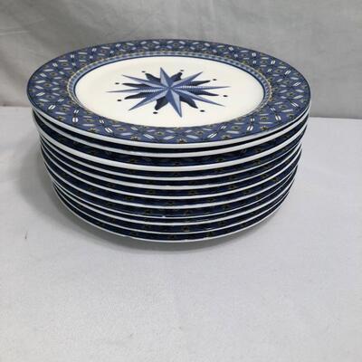 Lot 137 - Victoria Beale Dinnerware Set | EstateSales.org