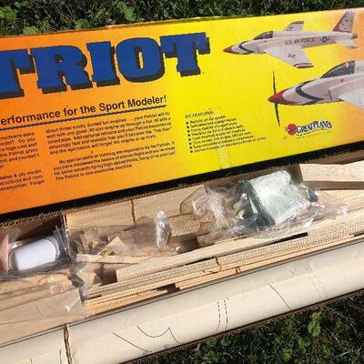 G122: Great Planes Patriot Model airplane kit | EstateSales.org