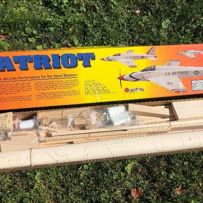 G122: Great Planes Patriot Model airplane kit | EstateSales.org