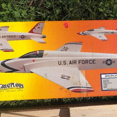 G122: Great Planes Patriot Model airplane kit | EstateSales.org