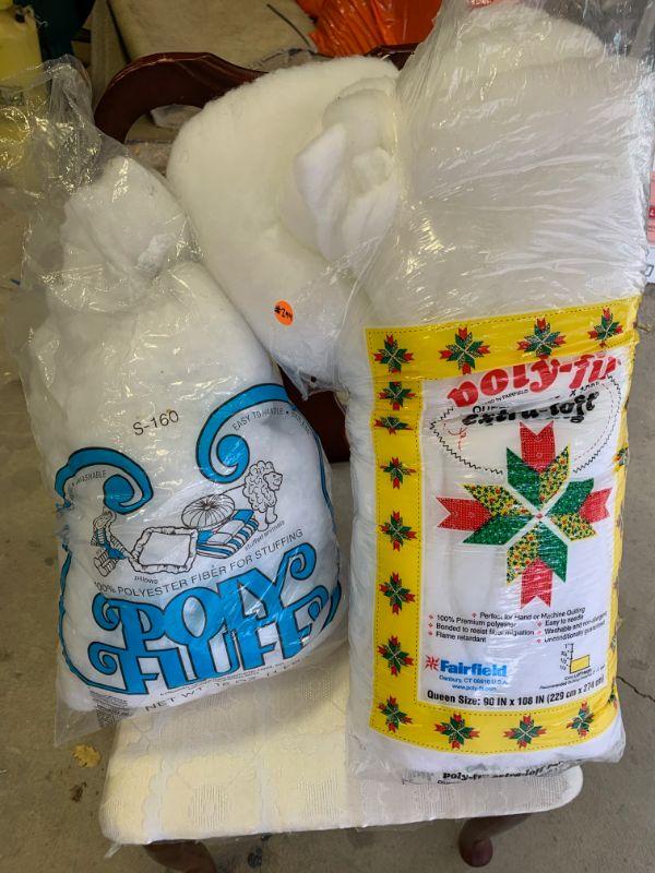 #244 Poly-Fluff | EstateSales.org