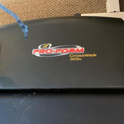Lot 82 - Pro Form Cross Walk 325x Treadmill | EstateSales.org