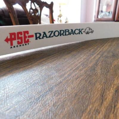 PSE Archery Razorback 30lb Pull 62" Bow | EstateSales.org