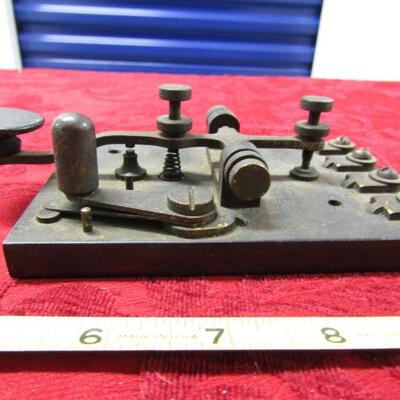LOT 101 RAILROAD TELEGRAPH MACHINE | EstateSales.org