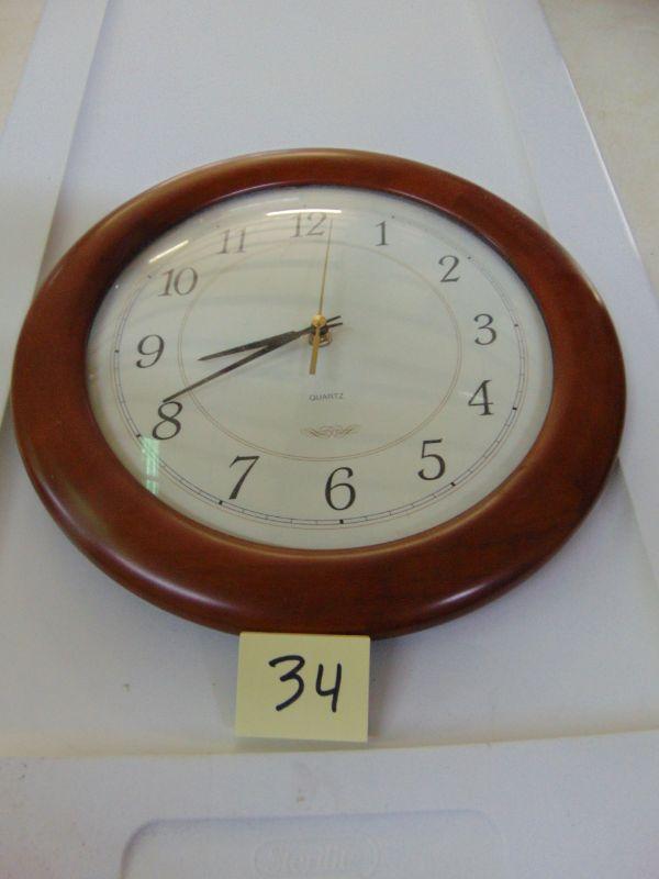 34 Clock | EstateSales.org