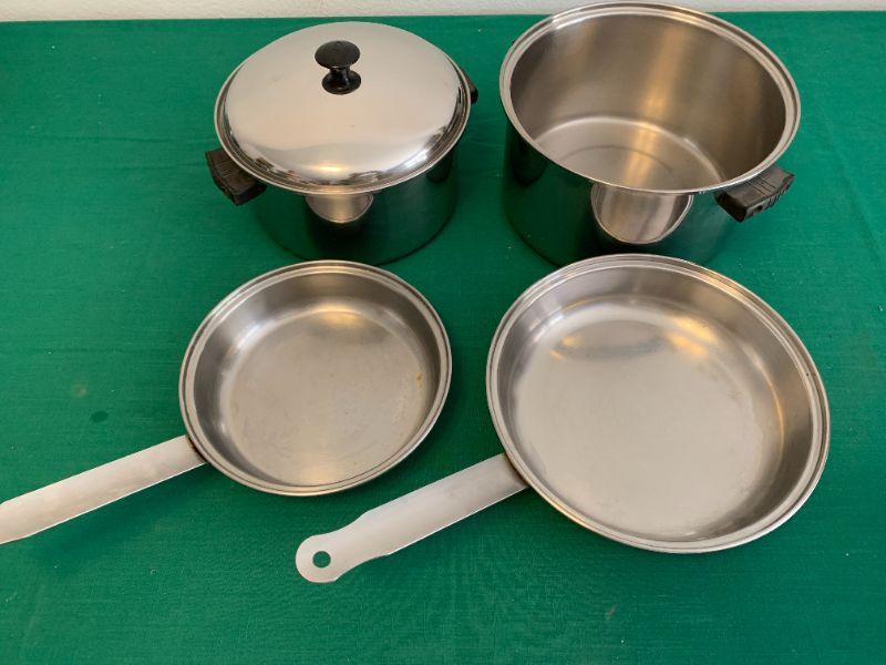 LOT 57 LO HEAT VINTAGE STAINLESS STEEL COOKWARE | EstateSales.org