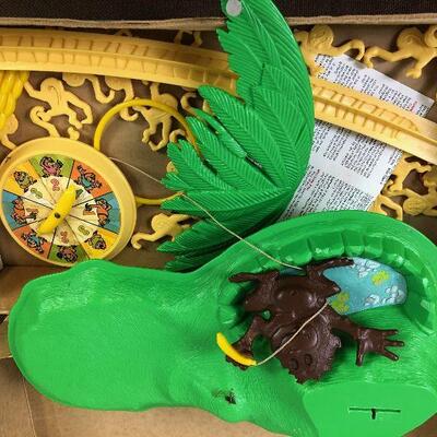 #81 Banana Tree Game | EstateSales.org