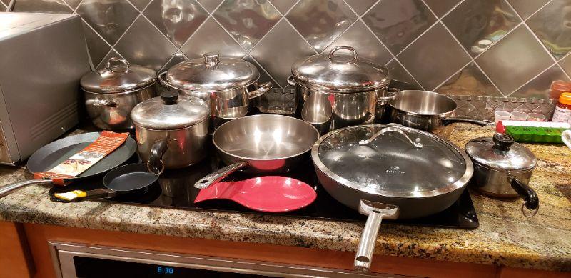 Pot Lot | EstateSales.org