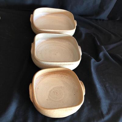 Lot 35 - Devica Pottery | EstateSales.org