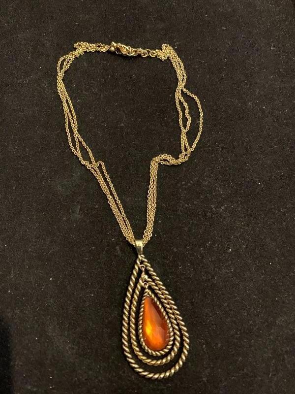 Teardrop style pendant on multi layered chain | EstateSales.org