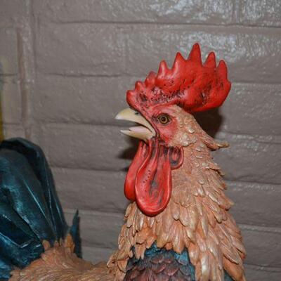 LOT 315 LARGE DE CAPOLI COLLECTION RESIN ROOSTER FIGURINE | EstateSales.org