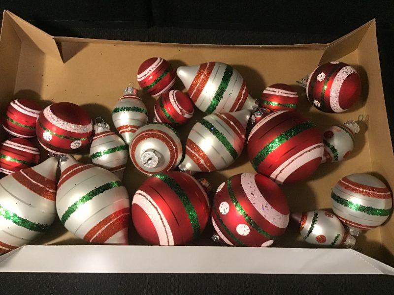 #72 - Christmas Ornaments | EstateSales.org