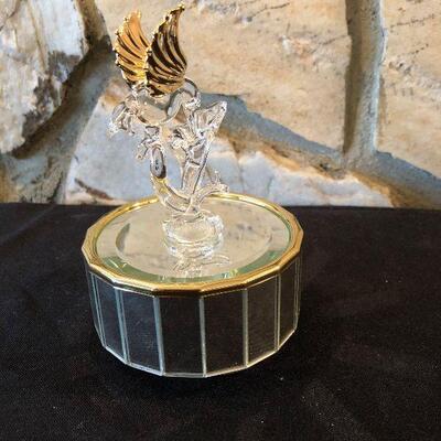 #1024 Hummingbird Music Box | EstateSales.org