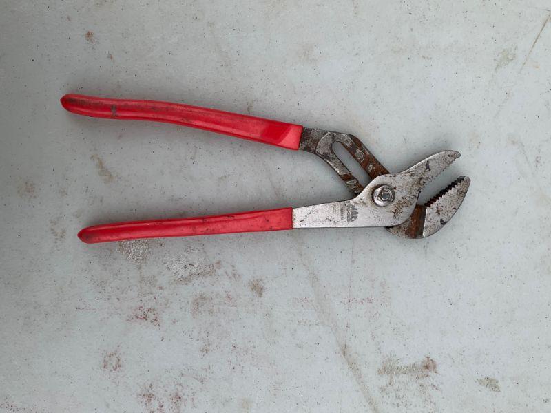 MAC channel locks | EstateSales.org