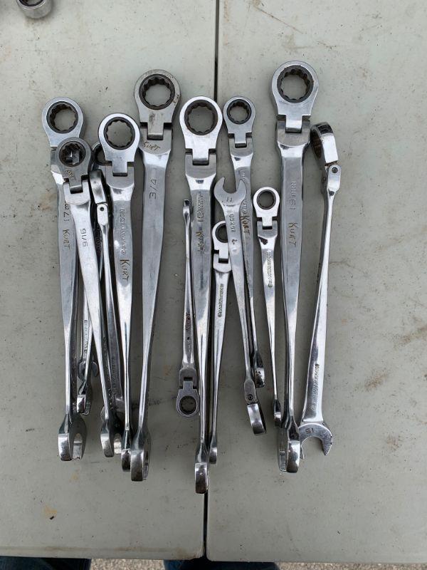 Gear Wrench twist wrench set / flex head / ratcheting | EstateSales.org