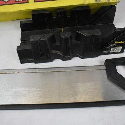 Miter Box Kit: Tough Plastic Miter Box with 14" Saw by Hempe ...