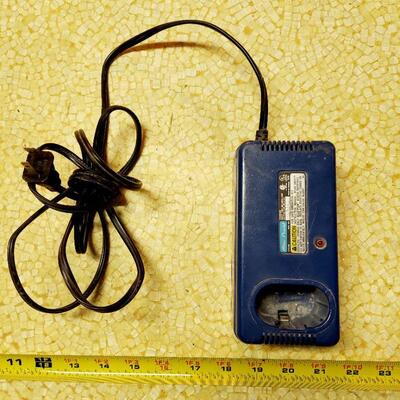BLUE POINT BATTERY CHARGER | EstateSales.org