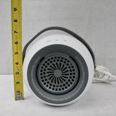 Small Ceramic Heater, Intertek EP1165W, White & Gray | EstateSales.org