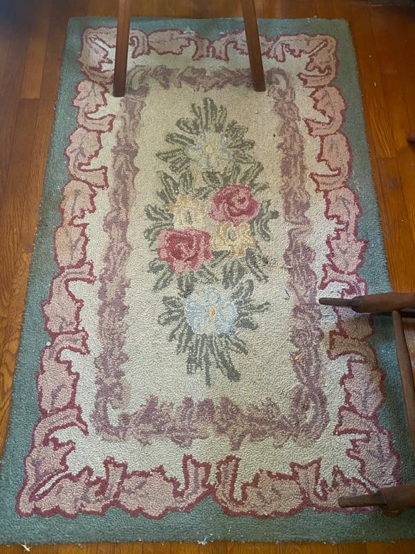 L - 917 Vintage Priscilla Turner Rug Guild | EstateSales.org