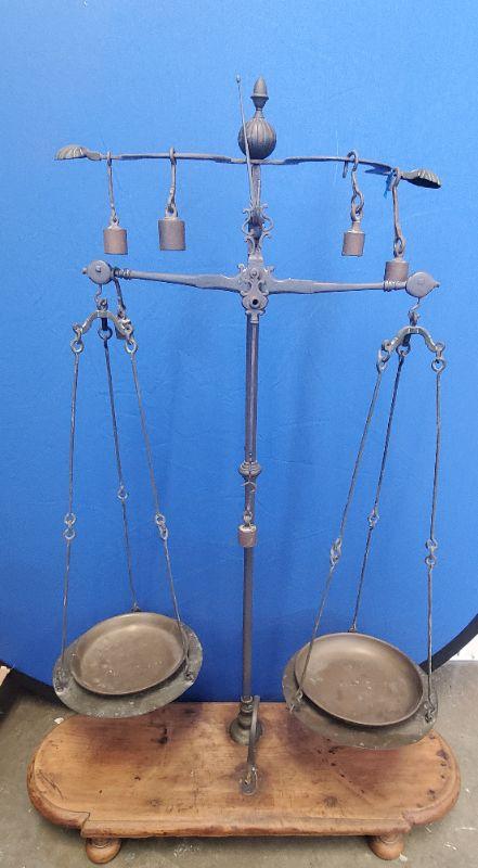 Antique Scale | EstateSales.org