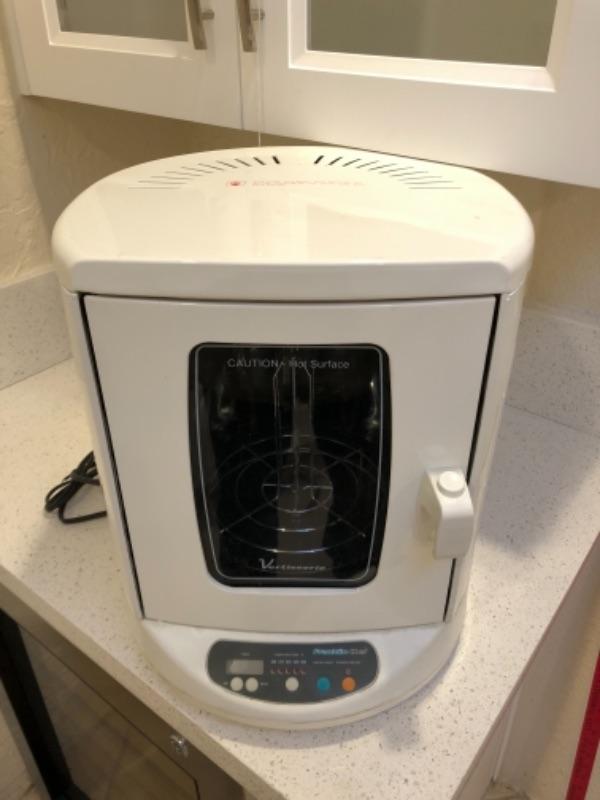 Lot 66. Franklin Chef Vertisserie with booklets--$55 | EstateSales.org