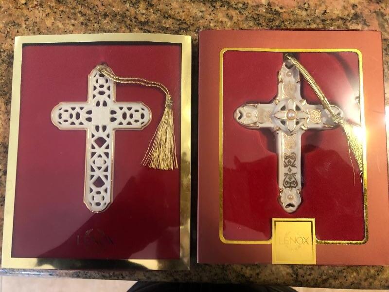 Lenox cross ornaments new | EstateSales.org