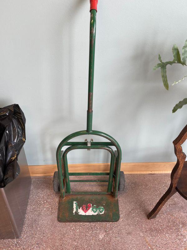 Vintage industrial green dolly | EstateSales.org