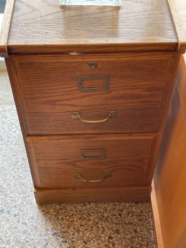 Antique Oak 2 drawer file cabinet | EstateSales.org