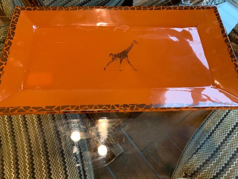 Giraffe Tray 16” X 9” | EstateSales.org