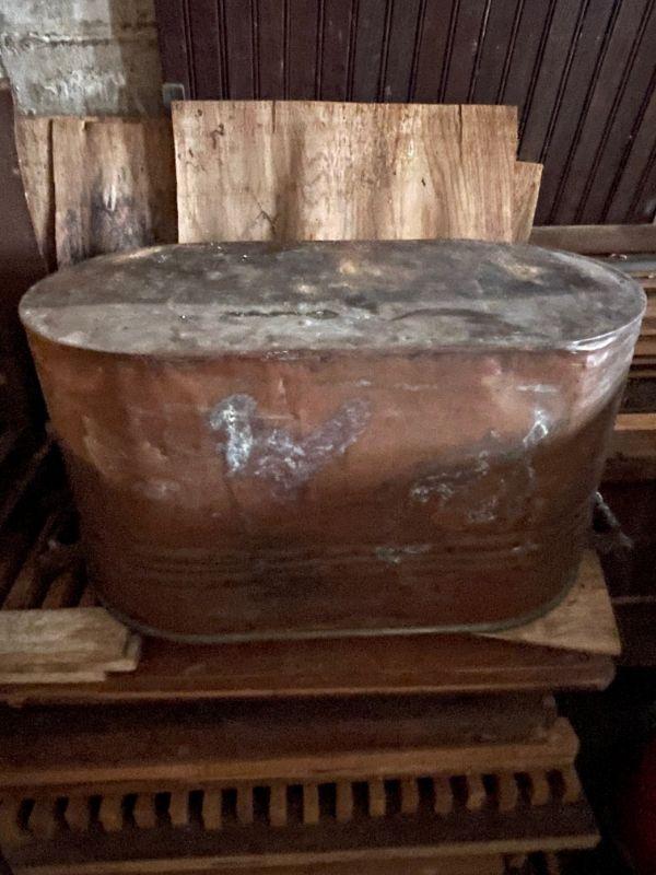 Large copper boiler / cooker | EstateSales.org