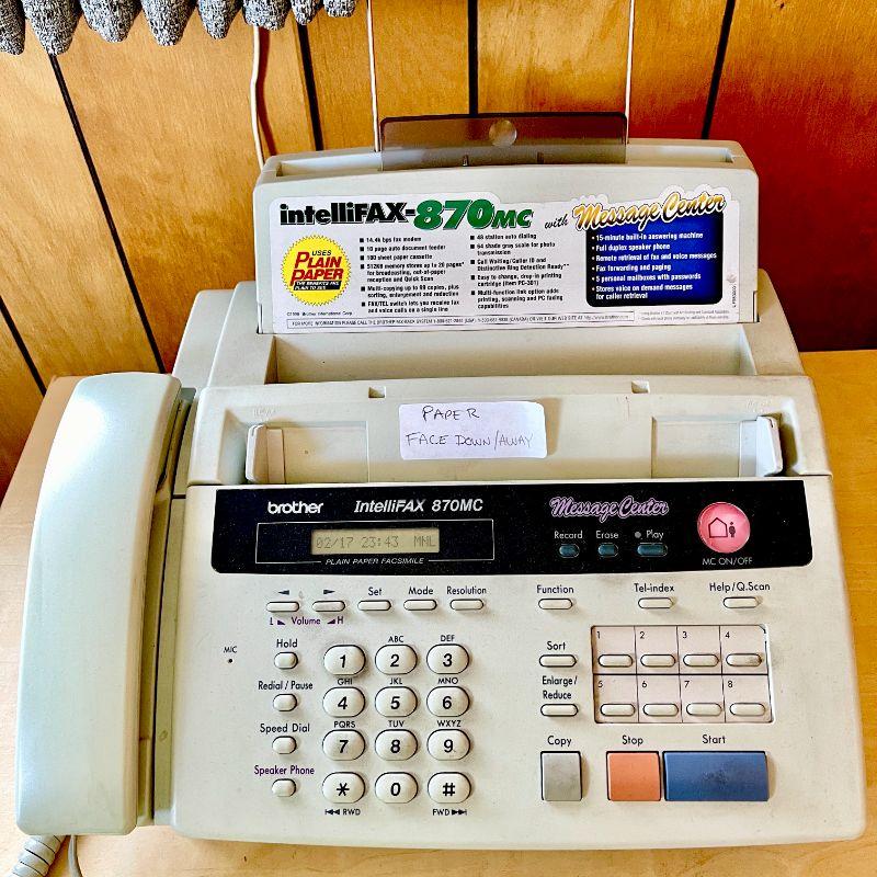 LOT 292 VINTAGE BROTHER INTELLIFAX-870MC | EstateSales.org