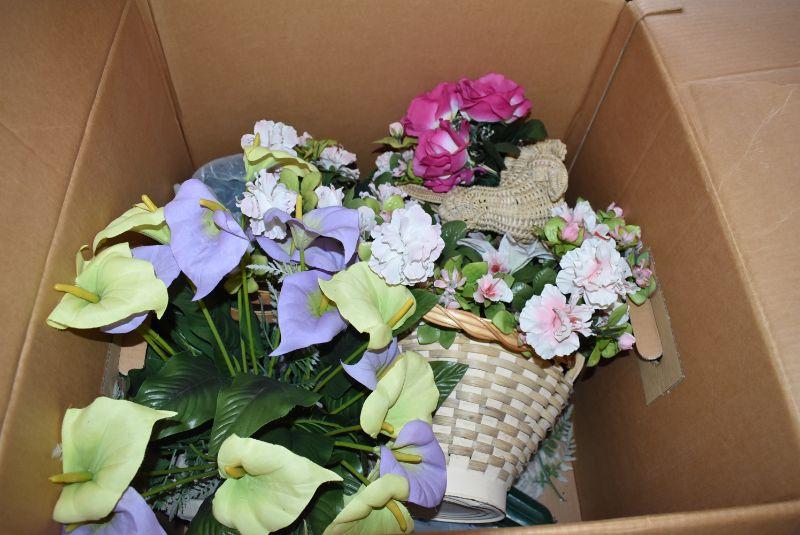 Cemetery Flowers - Large Box | EstateSales.org