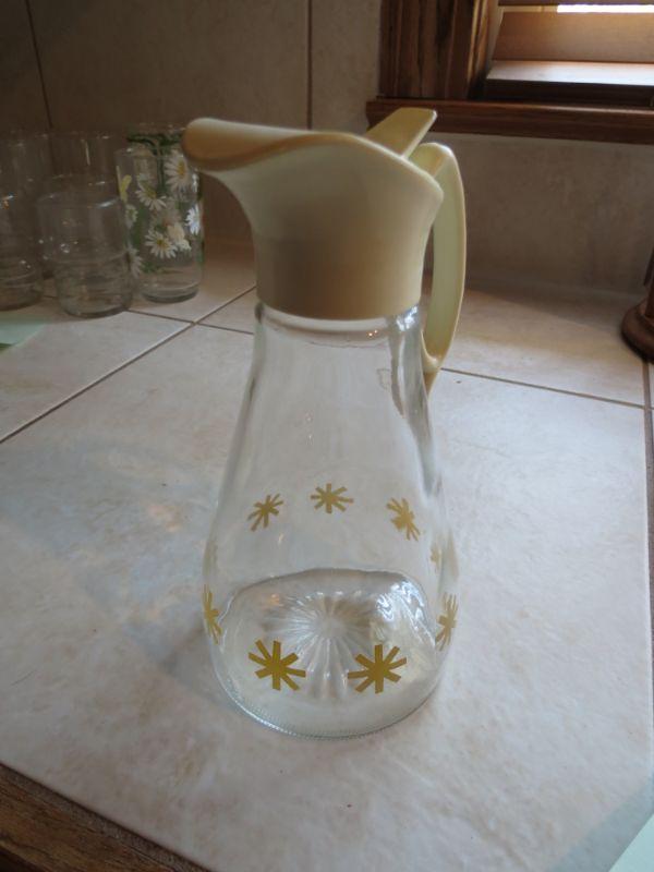 Vintage Syrup Container Gold Lid Gold Decor - Item # 130 | EstateSales.org