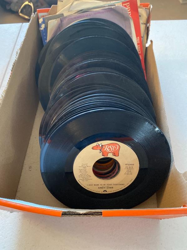 Lot 38 s 100 45 RPM Album Record LP’s Vinyl LOT B | EstateSales.org