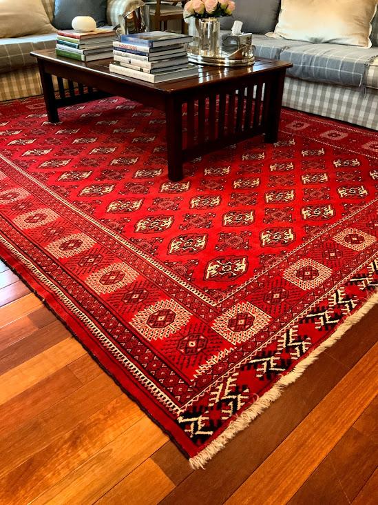 Large Bukhara Persian Rug | EstateSales.org