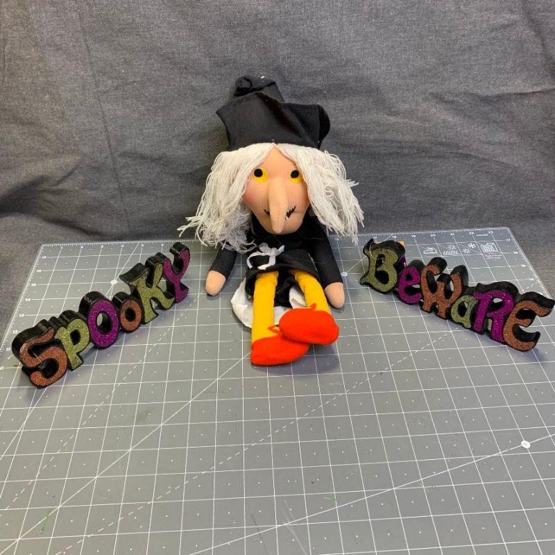 #173 Spooky, Beware & Witch | EstateSales.org