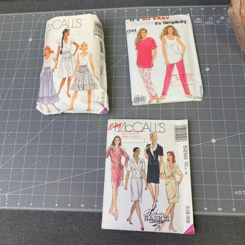 #344 Sewing Patterns: Tall/16 | EstateSales.org